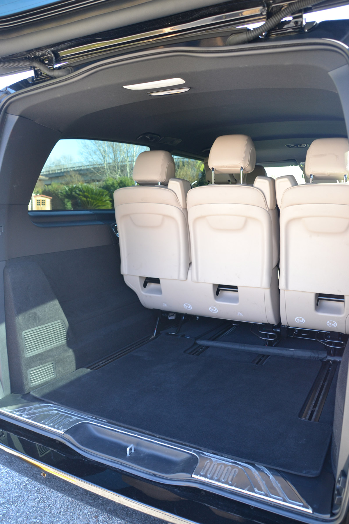 Minivan Mercedes-Benz – Classe V Extra Long – 300D – 6 posti – Fratelli ...